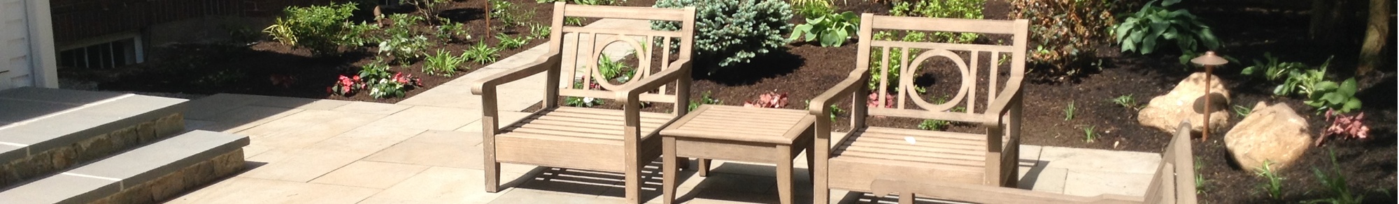 Side Yard Patio Escape | The Garden COntinuum